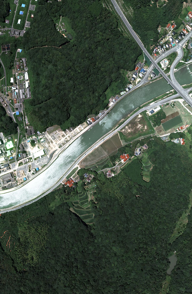 _markerType": "Icon", "_iconUrl": "//maps.gsi.go.jp/portal/sys/v4 ...